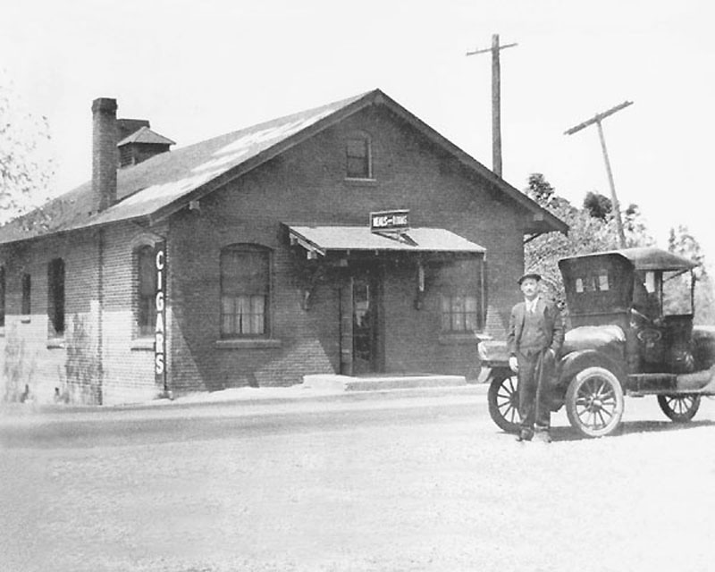 SCVHistory.com | Saugus | Jerry Reynolds | Tales of the Saugus Cafe, by ...