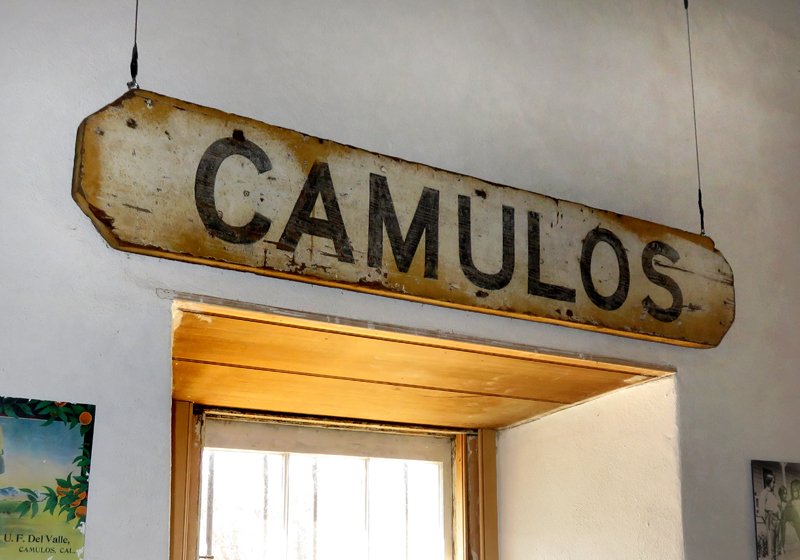 SCVHistory.com LW2716 | Rancho Camulos | Sign from SPRR Camulos Depot.