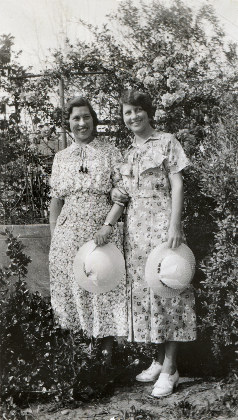 SCVHistory.com PC3701 | People | Bertha & Emma Blum, Newhall School ...