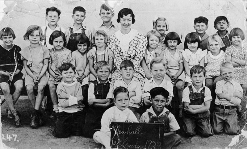 SCVHistory.com PW3301 | Newhall School, 1st Grade, 1933